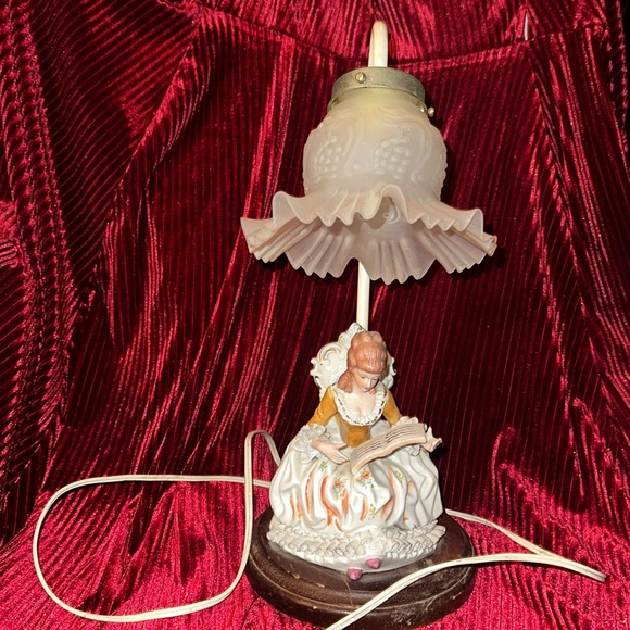 Source Unknown | Accents | Vintage Porcelain Lady Lamp With Ruffled ...
